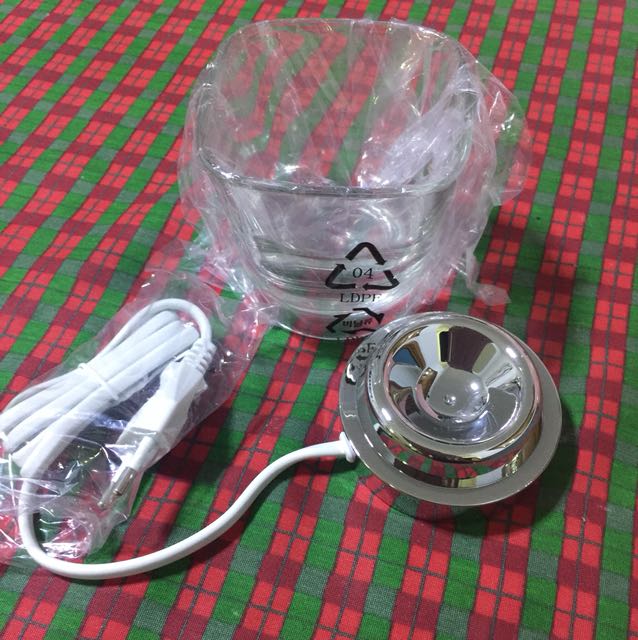 Diamond Clean charging glass, Furniture & Home Living, Bathroom ...