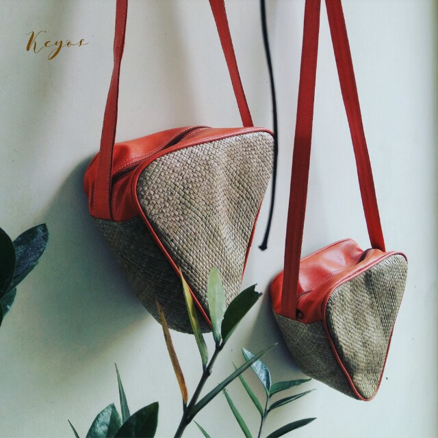 KEYOS - Avalon Triangle Bag, Women's Fashion, Bags & Wallets, Cross ...