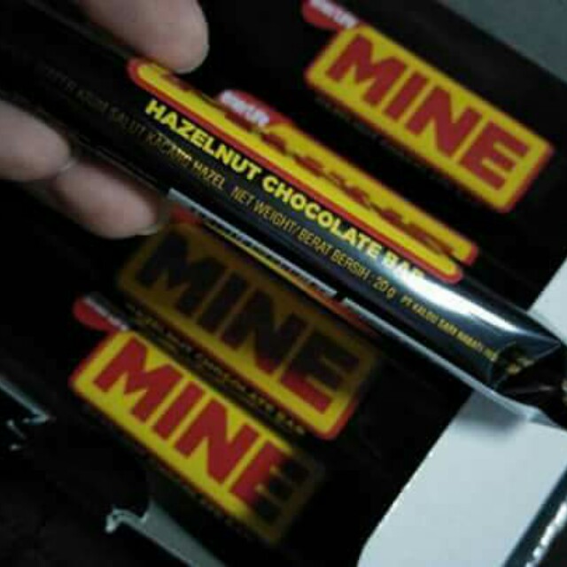 MINE HAZELNUT CHOCOLATE BAR, Food & Drinks, Homemade Bakes on Carousell
