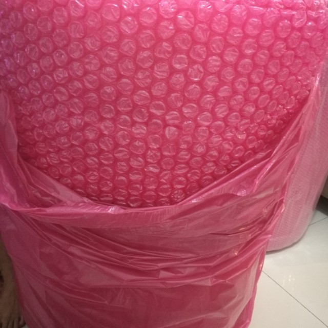 PINK BUBBLE WRAP BIG EYE (SOLD BY METER), Hobbies & Toys, Stationary ...