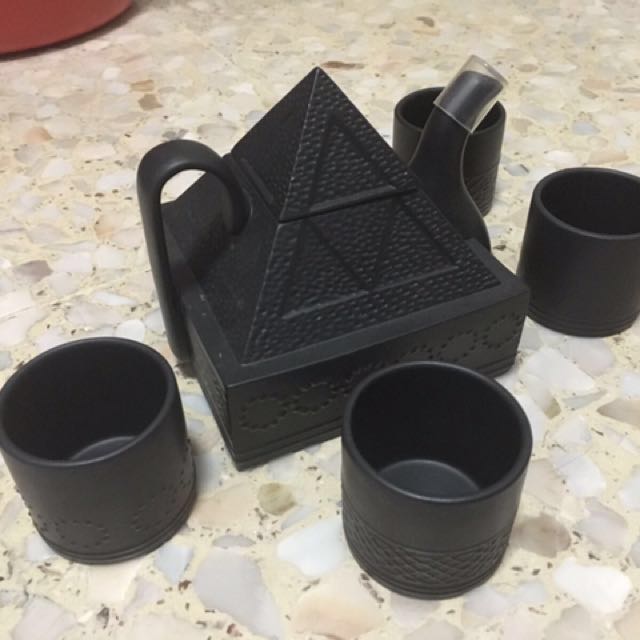 Pyramid Teapot, TV & Home Appliances, Kitchen Appliances, Kettles ...