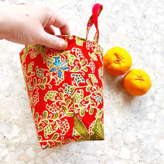 (Reserved) Batik CNY Mandarin Orange Bag Handmade in Singapore, Women's ...