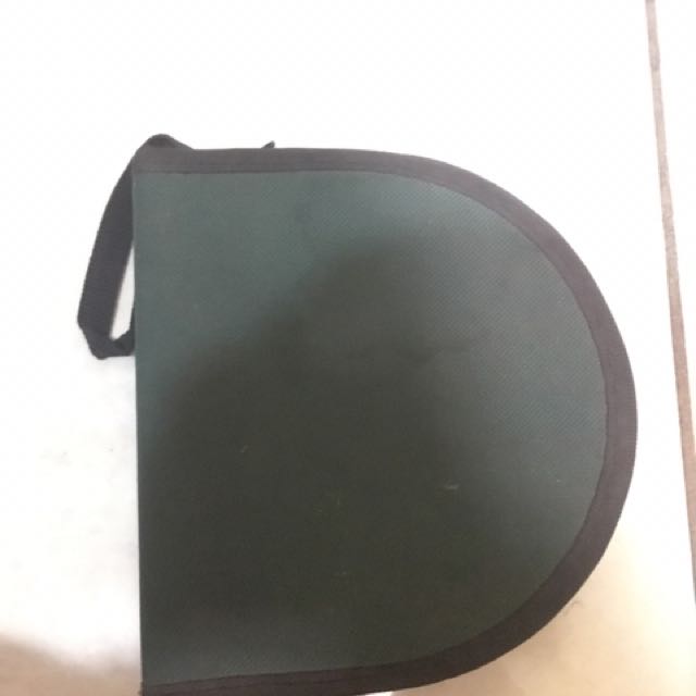 Tempat cd/dvd, Barang Yang Dicari di Carousell