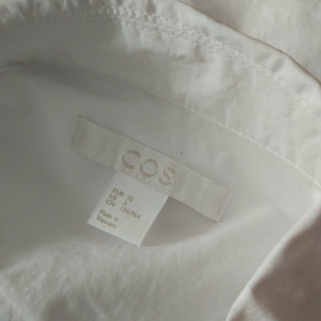 COS Basic White Shirt, Women's Fashion, Tops, Other Tops on Carousell