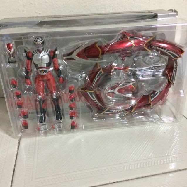 S.H.Figuarts Kamen Rider Ryuki & Dragreder Action Figure, Hobbies ...