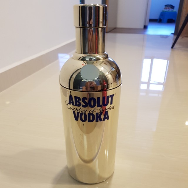 Absolut Vodka Shaker 1L, Food & Drinks, Alcoholic Beverages on Carousell