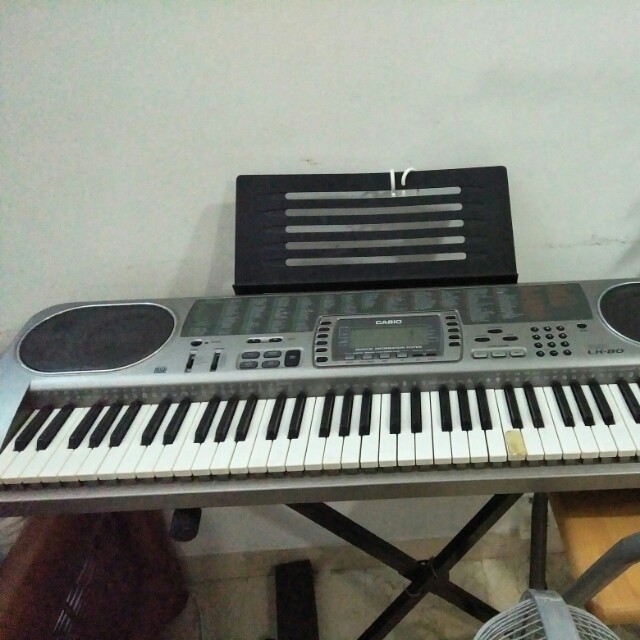 Casio LK 80 with key lighting system, Hobbies & Toys, Music & Media ...