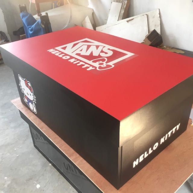 Hello Kitty Giant Shoe Box, Furniture & Home Living, Kitchenware ...