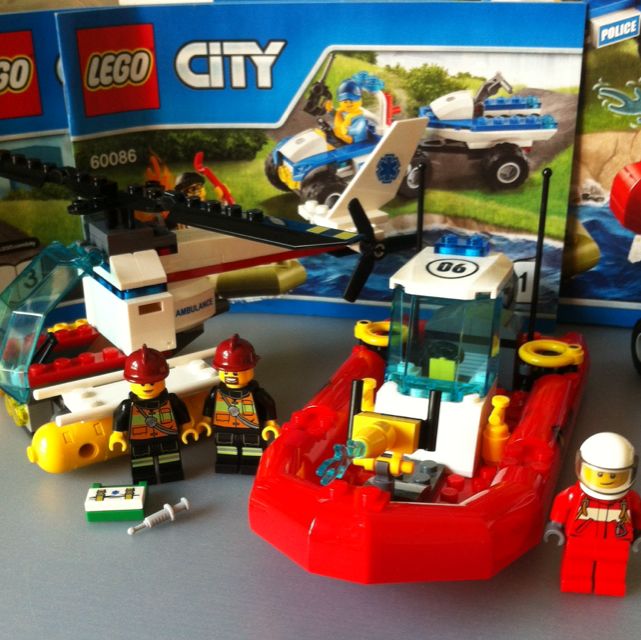 Lego City Starter Set 60086, Hobbies & Toys, Toys & Games on Carousell