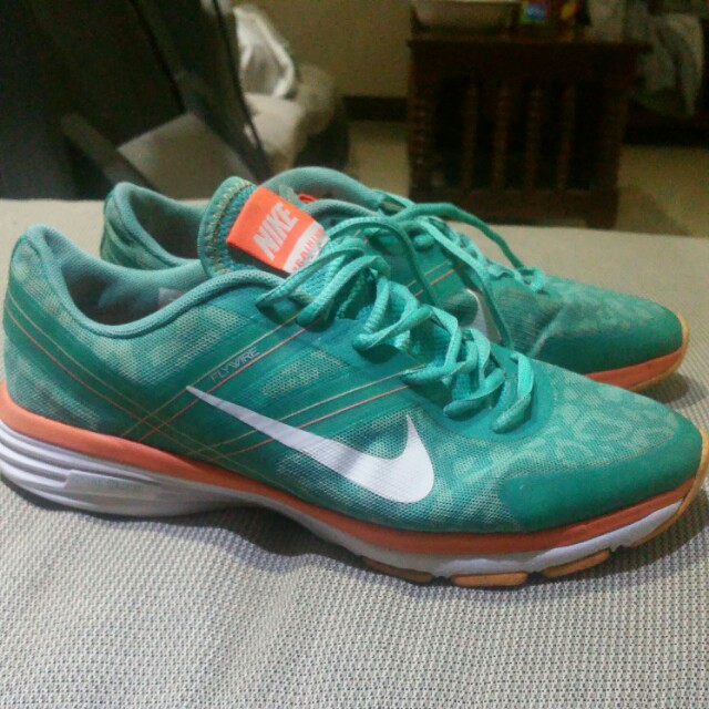 Nike flywire original repriced, Women's Fashion, Footwear, Sneakers on ...