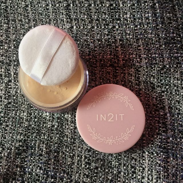 In2It Cover Smooth Loose Powder (01 Natural), Beauty & Personal Care ...