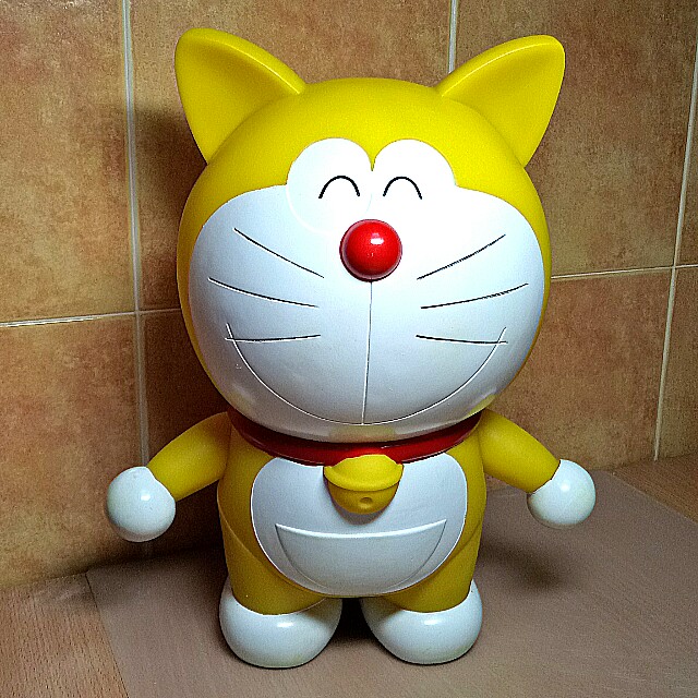 Huge Vintage Doraemon Coins Bank ( Yellow ), Hobbies & Toys ...