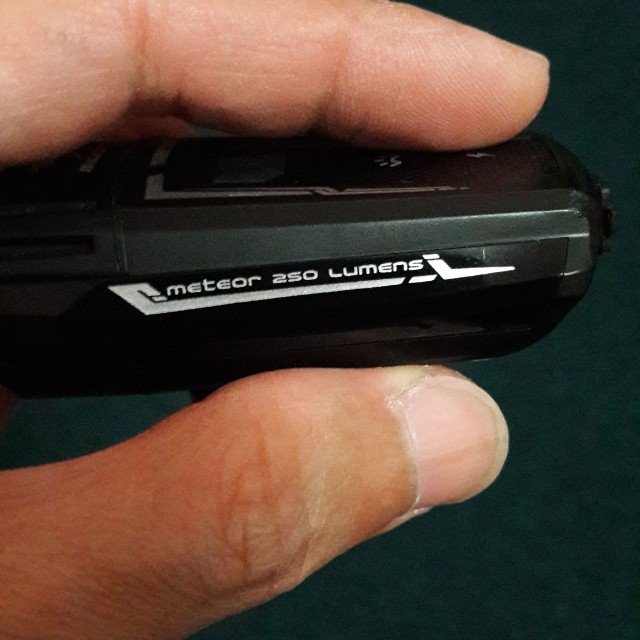 Moon Meteor 250 Rechargeable Front Bike Light, Sports Equipment ...