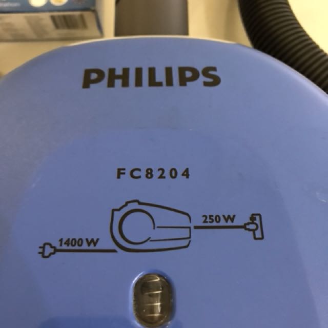 Philips Vacuum Cleaner FC8204, TV & Home Appliances, Vacuum Cleaner & Housekeeping on Carousell