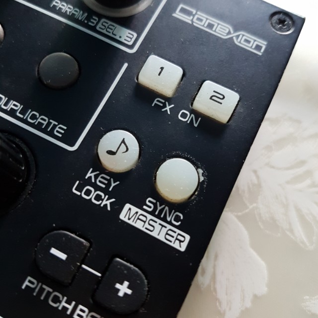 Denon DN-SC2000 MIDI DJ controller, Hobbies & Toys, Music & Media ...