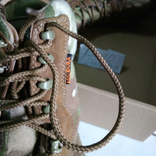 Magnum boots multicam, Fesyen Pria, Sepatu di Carousell