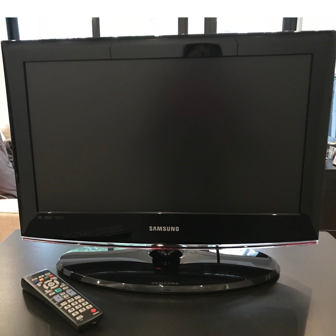22 inch Samsung LCD TV - Never been used, 家庭電器, 電視 & 其他娛樂, 電視組件及配件 ...