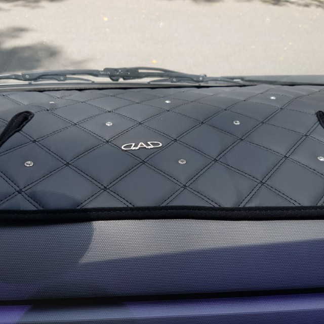 D.A.D DASH MAT WITH DIAMOND TOYOTA HIACE, Car Accessories on Carousell