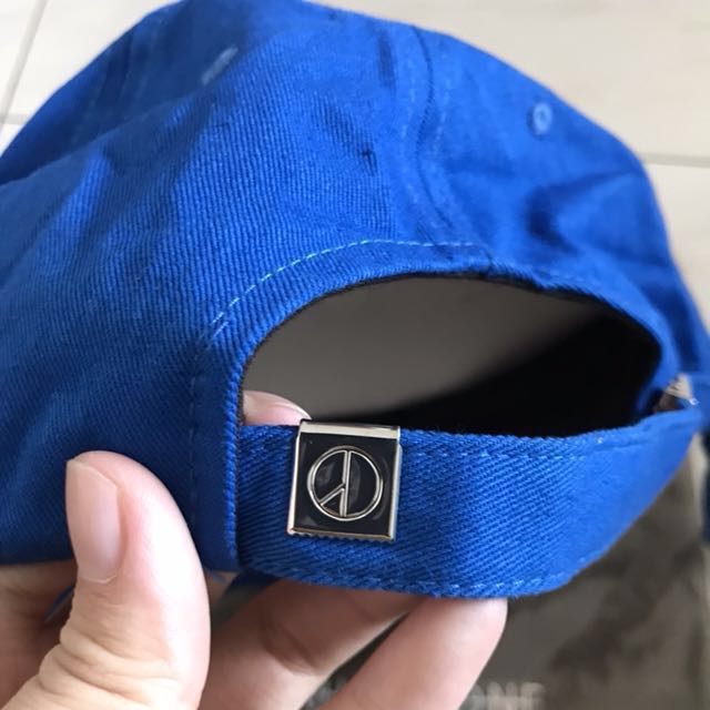 [PO] Peaceminusone x Colette Long Strap Cap, Hobbies & Toys ...