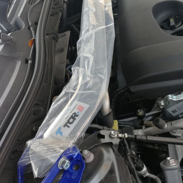 TCR top strut bar - Mazda CX5, Car Accessories on Carousell