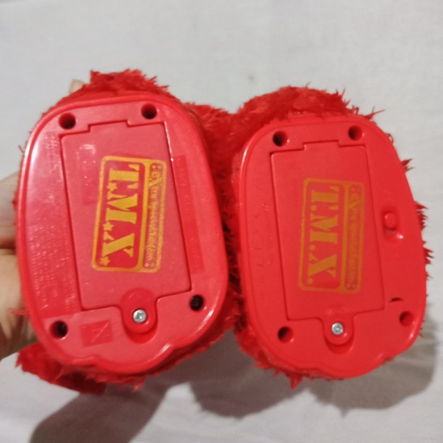 Elmo Tickle Me TMX Extra Special Edition, Hobbies & Toys, Toys & Games ...