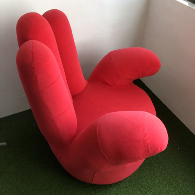 FINGER CHAIR, Furniture & Home Living, Furniture, Chairs on Carousell