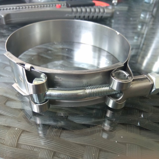 Heavy duty hose clip for turbo intercooler pipes. These came with ETS ...