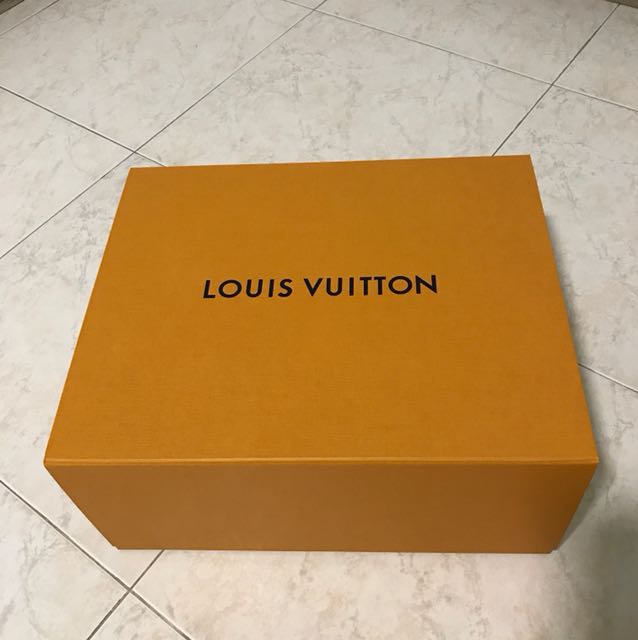 Louis Vuitton LV Box, Luxury, Bags & Wallets on Carousell