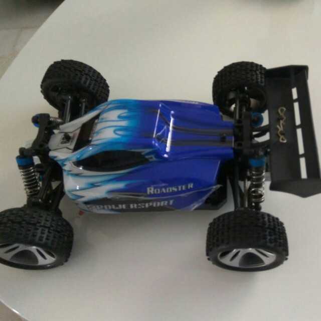 Hobbit Racing car, Hobbies & Toys, Toys & Games on Carousell