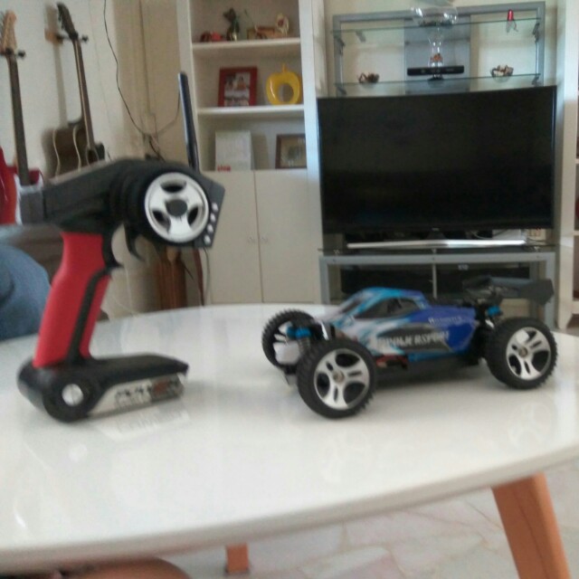 Hobbit Racing car, Hobbies & Toys, Toys & Games on Carousell