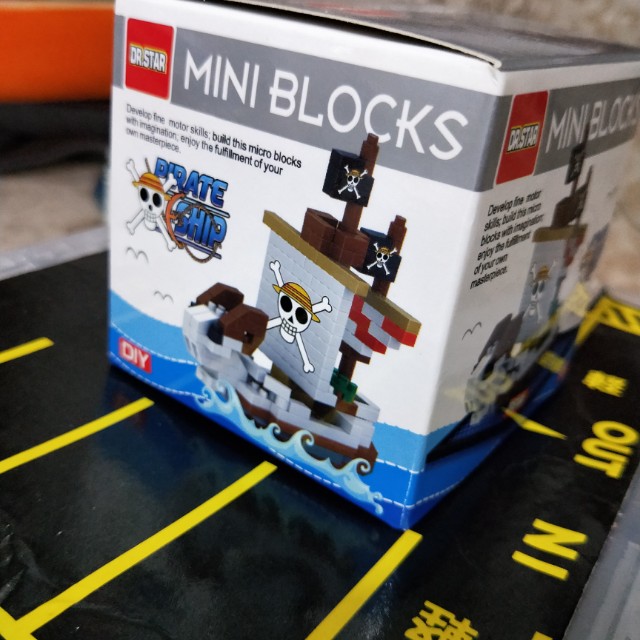 Mini blocks - Pirate Ship, Hobbies & Toys, Toys & Games on Carousell