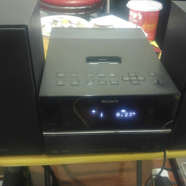 Sony hifi cd player and Radio,, 音響器材, 音樂播放裝置 MP3及CD Player - Carousell