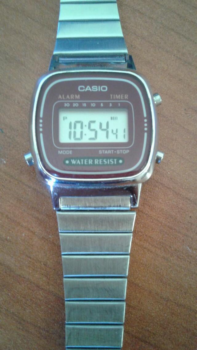 Casio original 2nd hand, Women's Fashion, Watches & Accessories ...