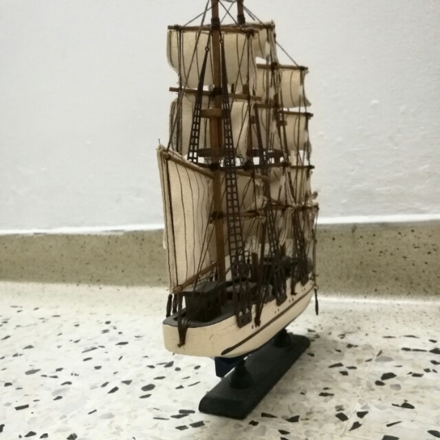 SHIP MODEL/ REPLICA, Furniture & Home Living, Home Decor, Clocks on ...