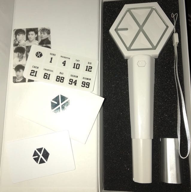 EXO Official Lightstick, Hobbies & Toys, Memorabilia & Collectibles, K ...