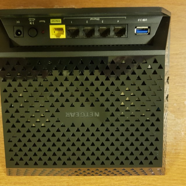 Netgear Smart Wifi Router R6300 v2, Computers & Tech, Parts ...