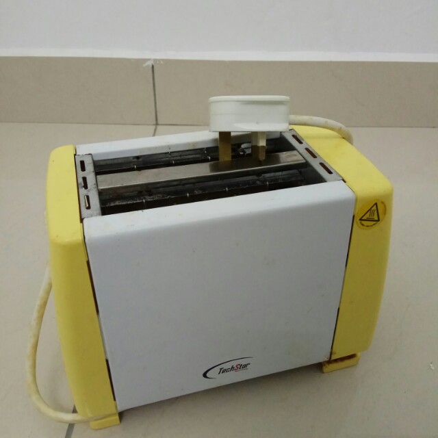 Toaster / Pembakar roti, TV & Home Appliances, Kitchen Appliances ...