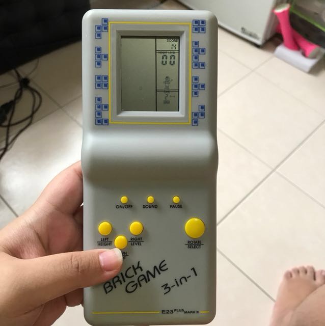 Vintage Rare E23 Brick game, Video Gaming, Video Game Consoles, Others ...