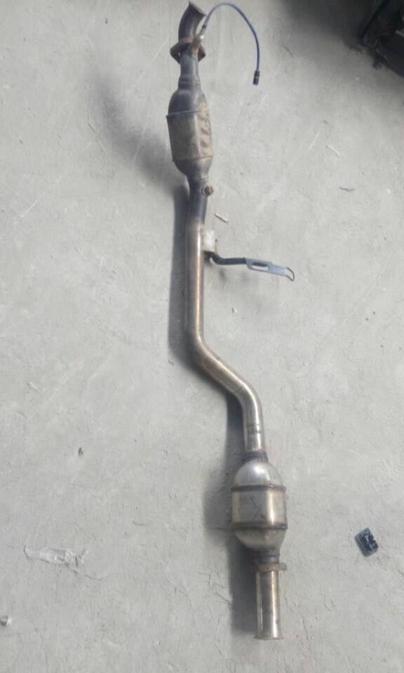 Mercedes w220 catalytic pair s320 , Auto Accessories on Carousell