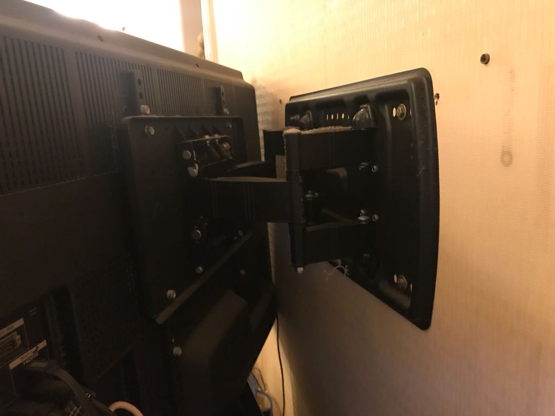 40 寸 Sharp 日本panel - 完全正常！, 家庭電器, 電視 & 其他娛樂, 電視組件及配件 - Carousell