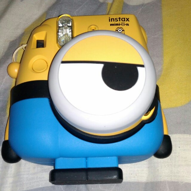 Limited Edition MINION Polaroid Camera, Photography, Cameras on Carousell