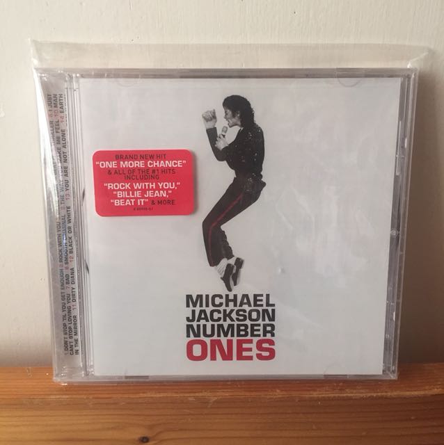 Michael Jackson number ones 精選, 興趣及遊戲, 收藏品及紀念品, 明星周邊 - Carousell