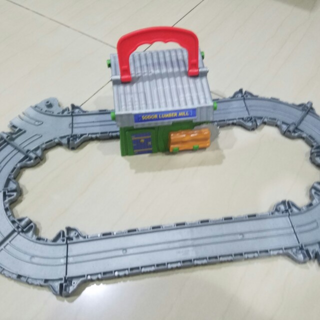 Foldable thomas train track, Toys & Collectibles, Toys on Carousell