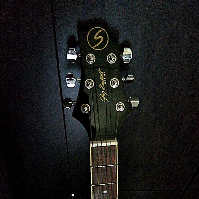 Samick Greg Bennett GD-100PK/N acoustic guitar, Hobbies & Toys, Music & Media, Musical ...