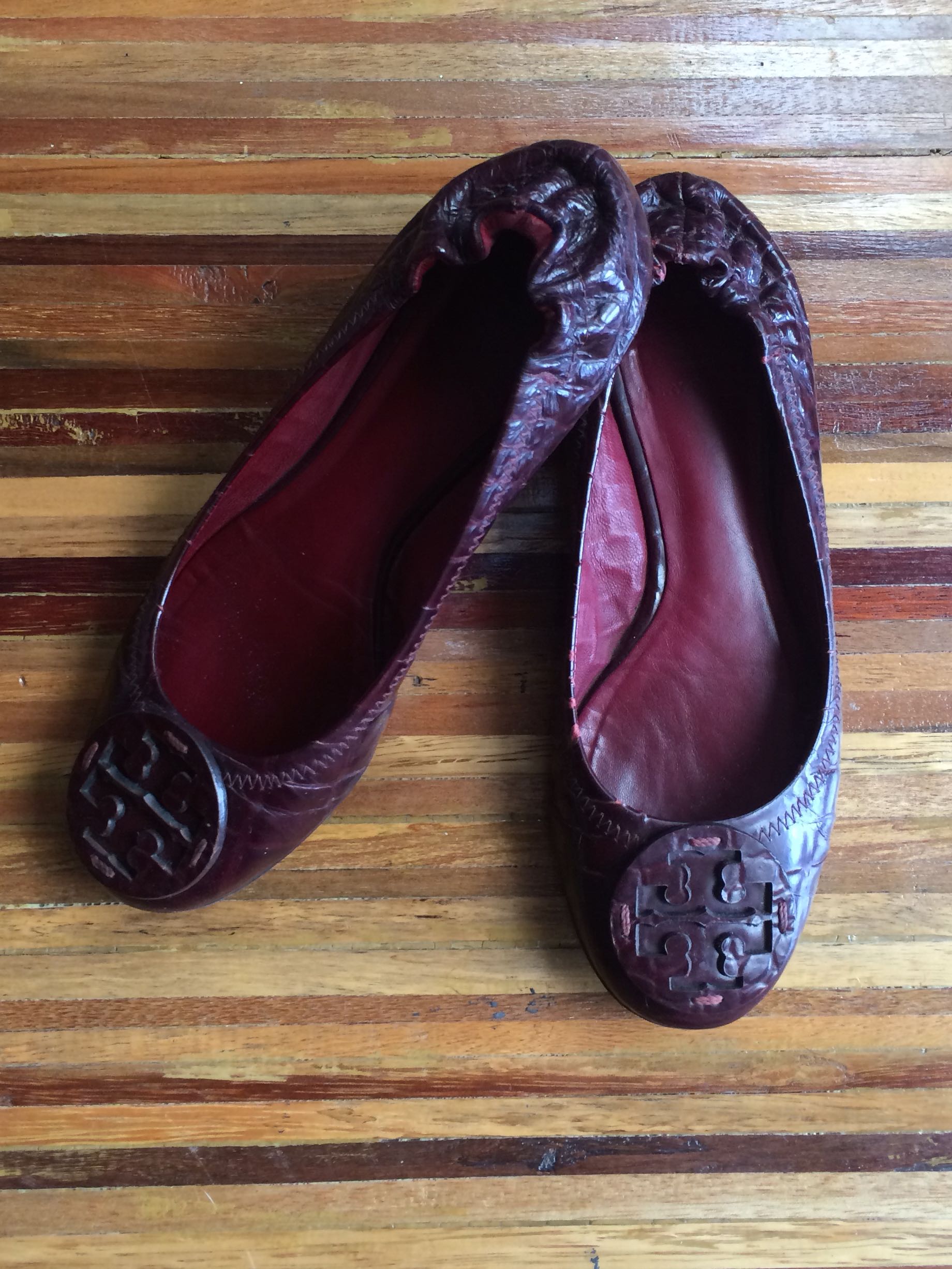 Tory Burch Reva Flats, Women's Fashion, Footwear, Flats & Sandals on ...