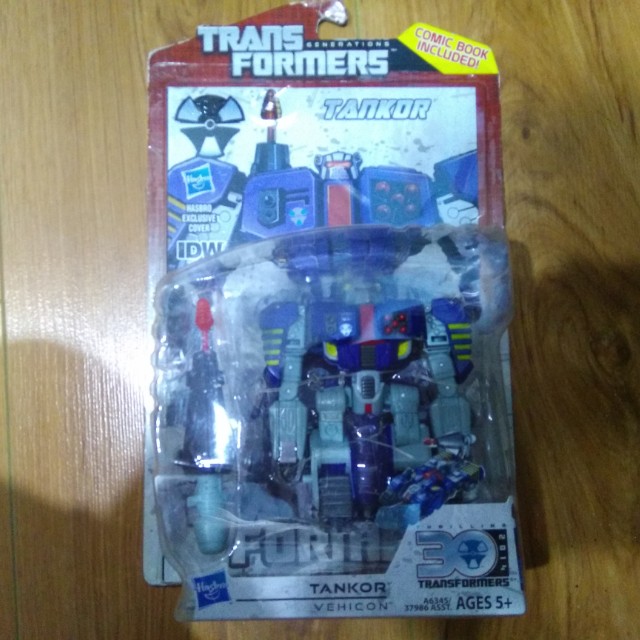 Transformers Generations Tankor Vehicon - Comic Book Included, Hobbies ...