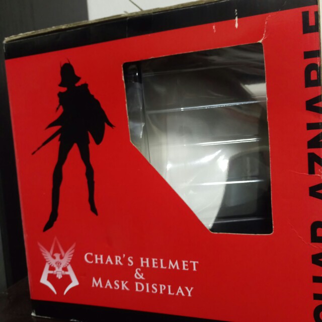 Char Aznable Helmet & Mask Display, 興趣及遊戲, 玩具 & 遊戲類 - Carousell