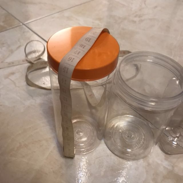 Plastic container, Design & Craft, Craft Supplies & Tools on Carousell