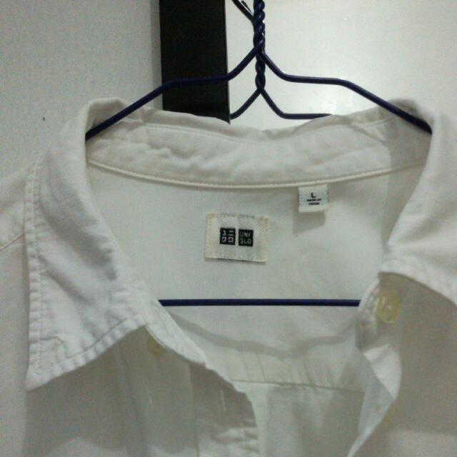Kemeja Putih Uniqlo, Fesyen Wanita, Pakaian Wanita di Carousell Kemeja Putih Uniqlo, Fesyen Wanita, Pakaian Wanita di Carousell