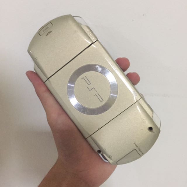 Sony PSP 1000, Video Gaming, Video Game Consoles, PlayStation on Carousell